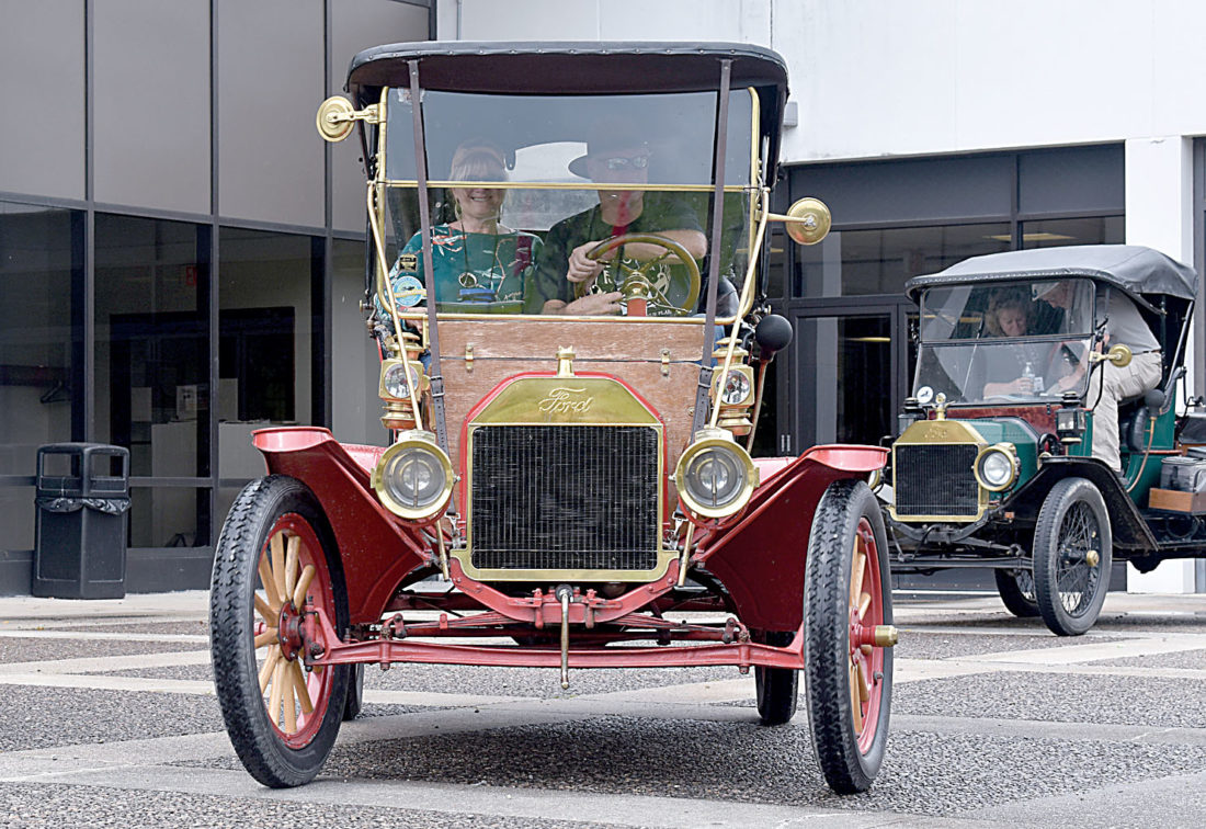 25 Model-T’s gather on D&E College campus | News, Sports, Jobs - The ...